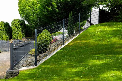 Doppelstab-Endloszaun Typ EDG - EDG Draht-Großhandel GmbH & Co. KG